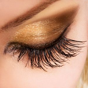Laluza: 6 beautytips van Julia Papworth voor de smokey eyes van 2013