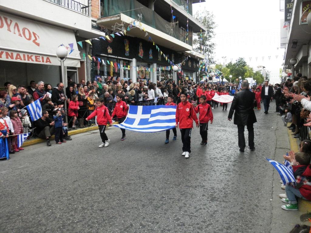 Olympiakos liosion f.c: Ο ΟΛΥΜΠΙΑΚΟΣ ΛΙΟΣΙΩΝ ΣΤΗΝ ΠΑΡΕΛΑΣΗ ΤΗΣ 25ης ΜΑΡΤΙΟΥ