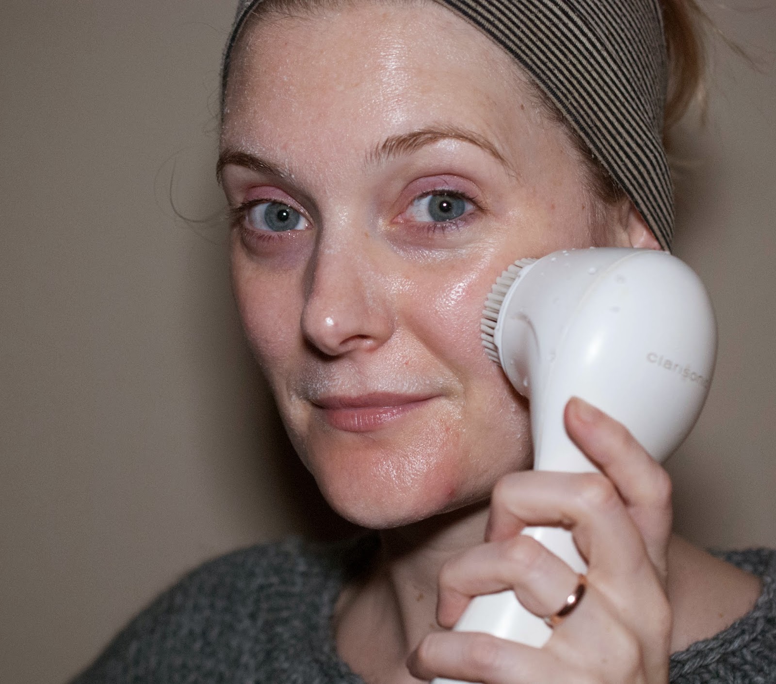 Oscillating my troubles away - My Clarisonic - Doctor Anne