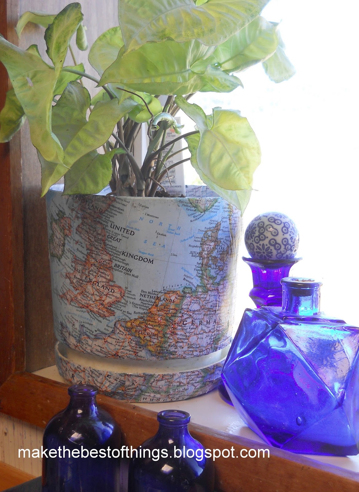 Make The Best of Things: DIY A Pretty Map Planter
