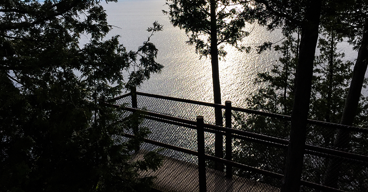 Hiking Ellison Bluff in Door County