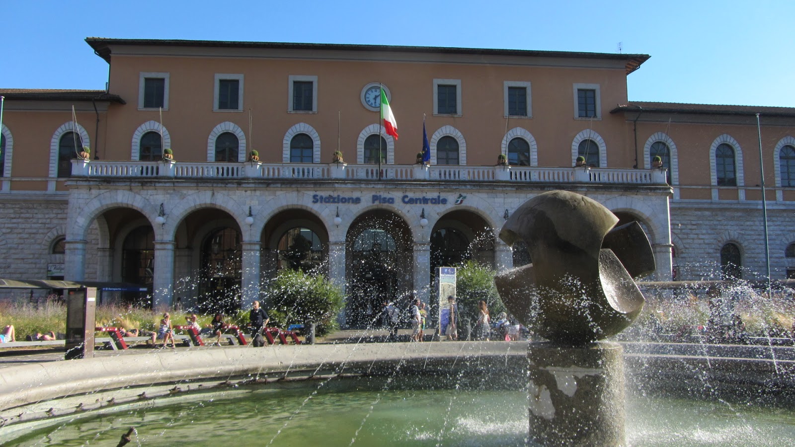 railway stations: Italy: Pisa (Stazione Pisa Centrale)