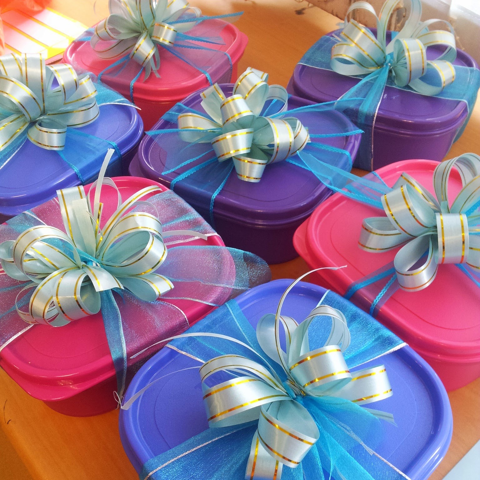 Tupperware Lover Shop: KHIDMAT MEMBUAT HAMPER TUPPERWARE UNTUK HADIAH