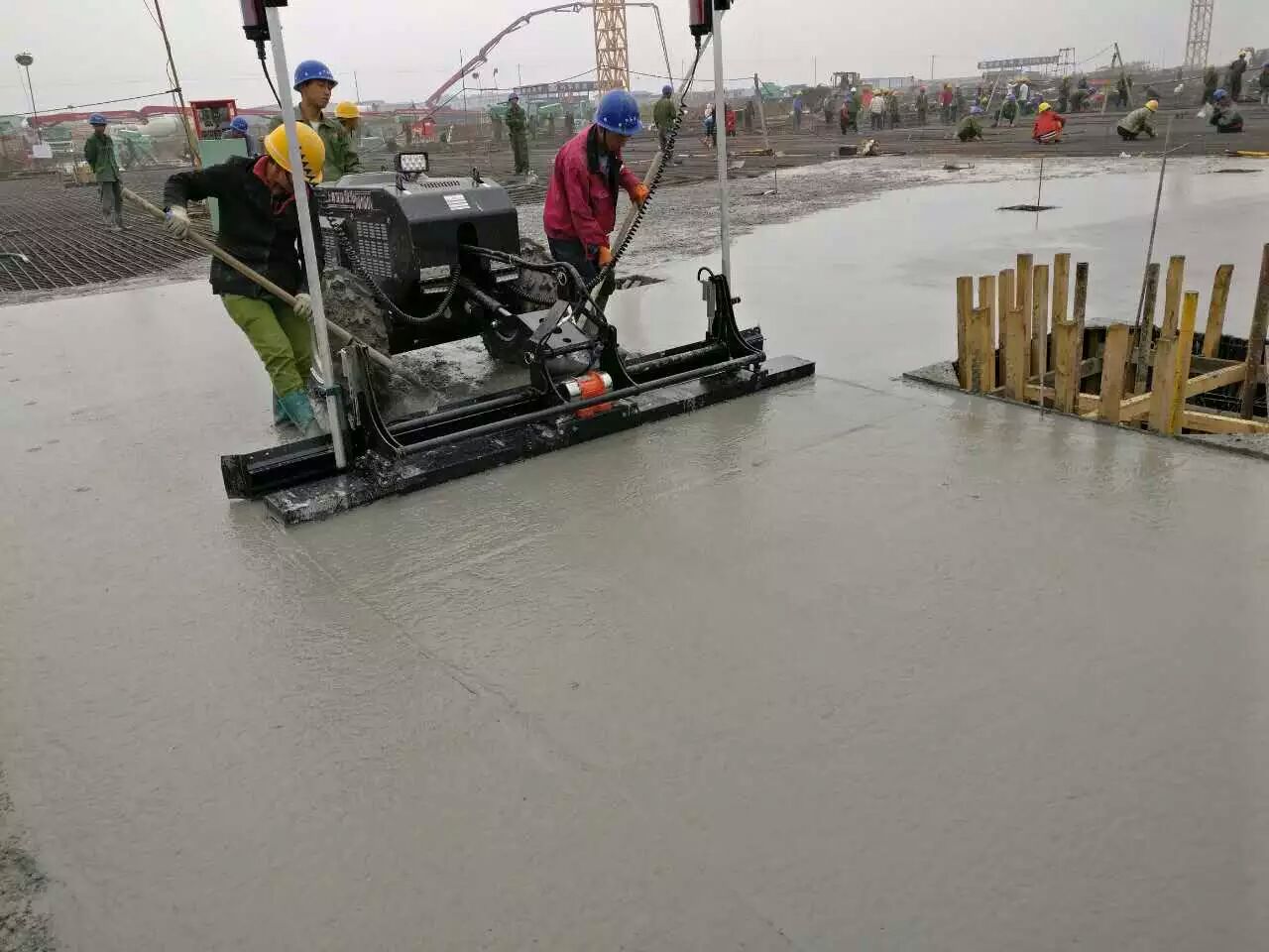 Professional of Road Construction Machines: what is a Laser concrete ...