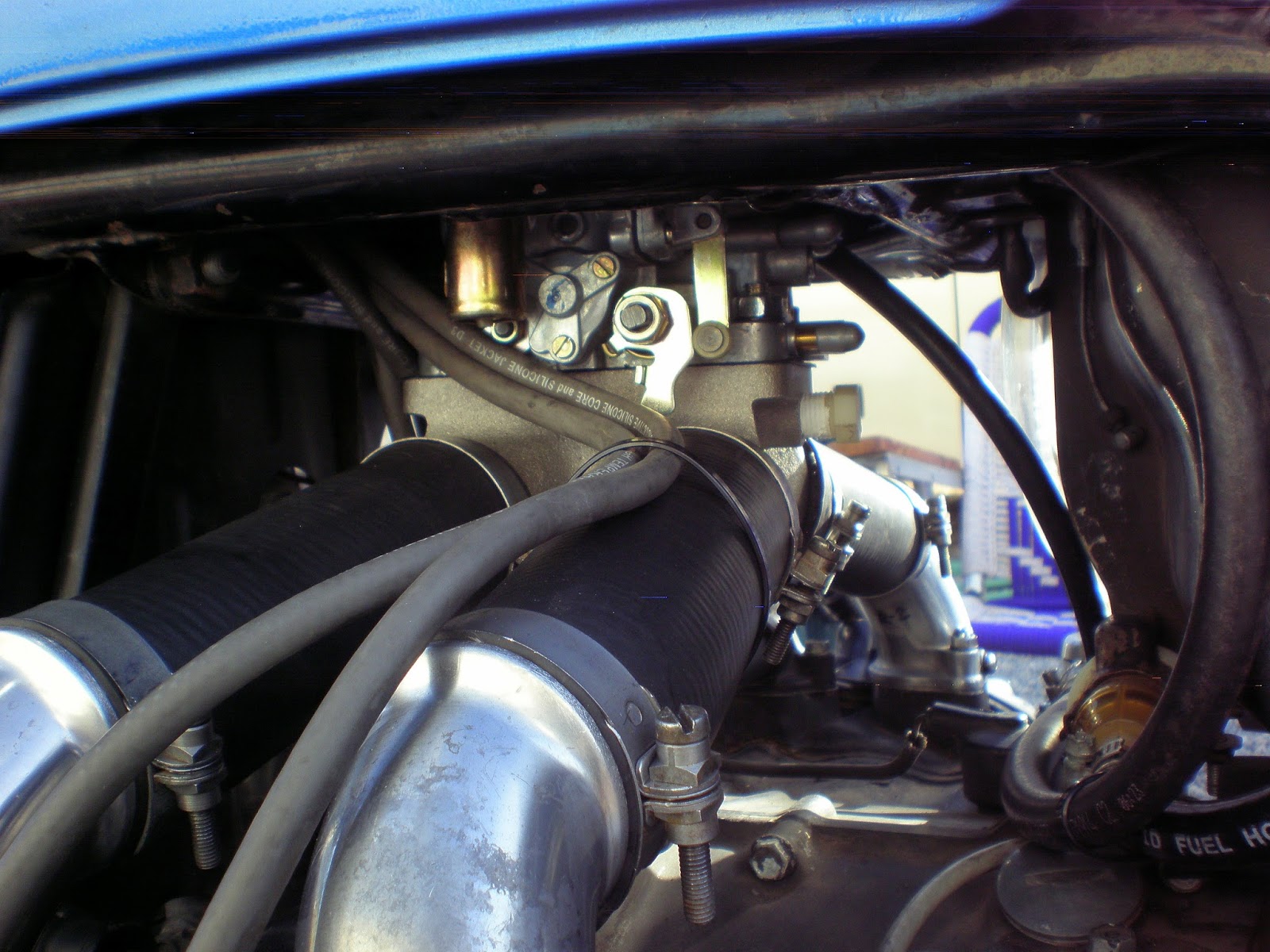 Jupiters Travels w/BMW: Goldwing Single carb conversion - "on the road ...