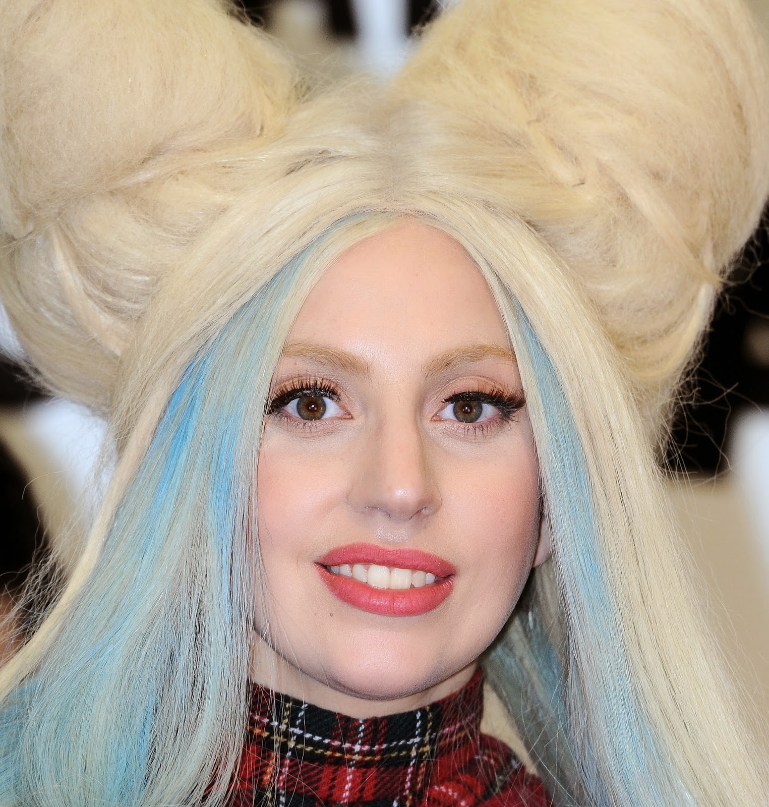 Lady Gaga Presents GAGADOLL in Japan - Little Monsters Official