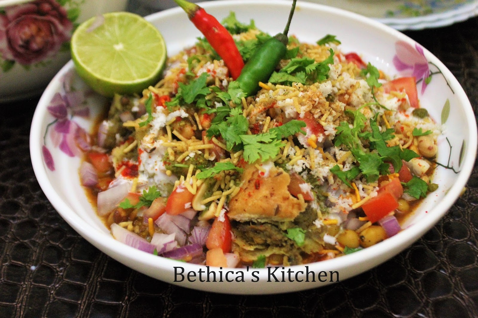 Bethica's Kitchen Flavours: Ragda Samosa Chaat - Savoury Street Snack