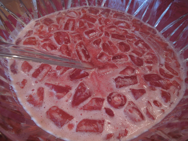 Strawberry Punch Recipe | Miss Information