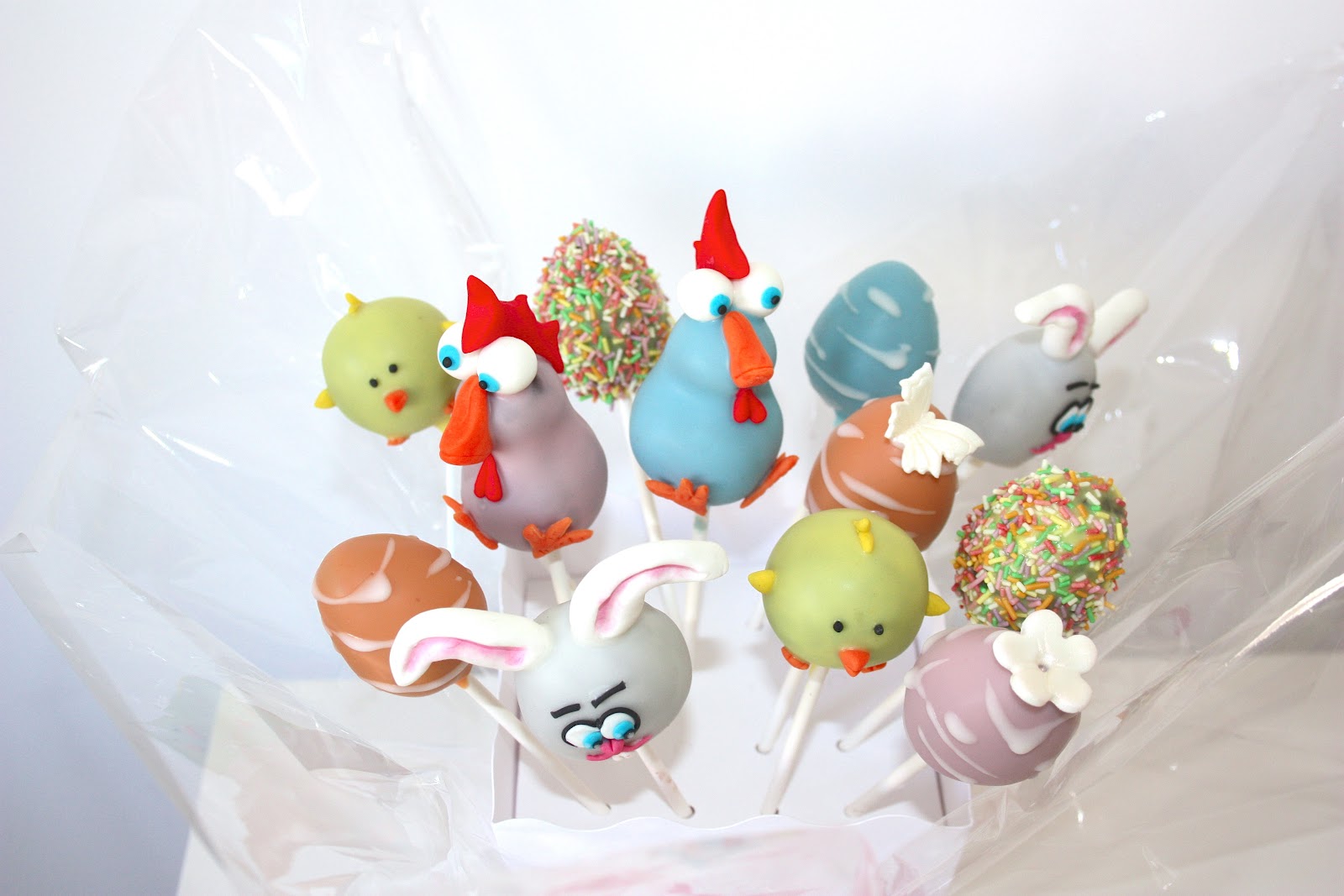 Soft's Cakes: CAKE POPS PÁSCOA