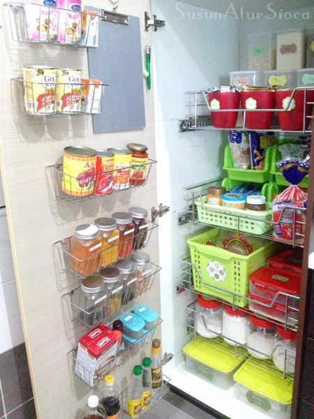 Susunatur Ruang Pantry/Consumable Items - Bhgn3 {Reveal Time!} - Susun ...