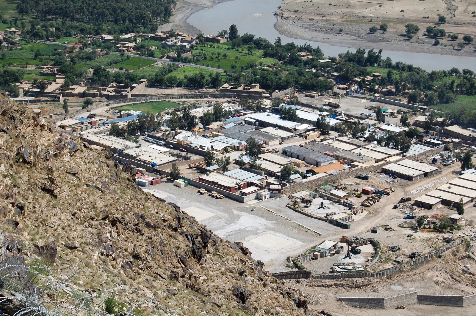 EXPLORE THE WORLD: The Beautiful and Green Asadabad; Image Gallery