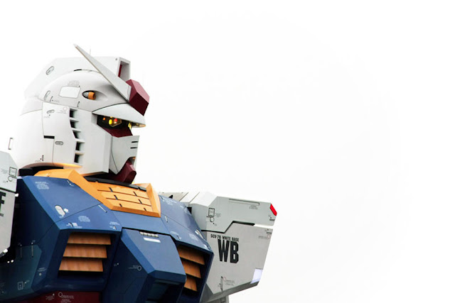 photo news in the world: The 18-meter Gundam robot in Japan.