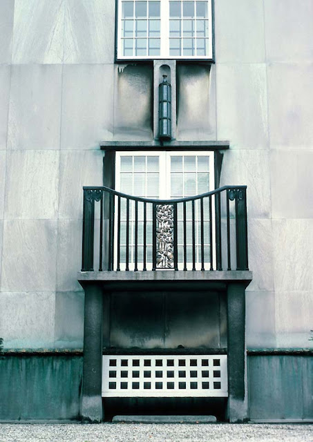 Architect Josef Hoffmann