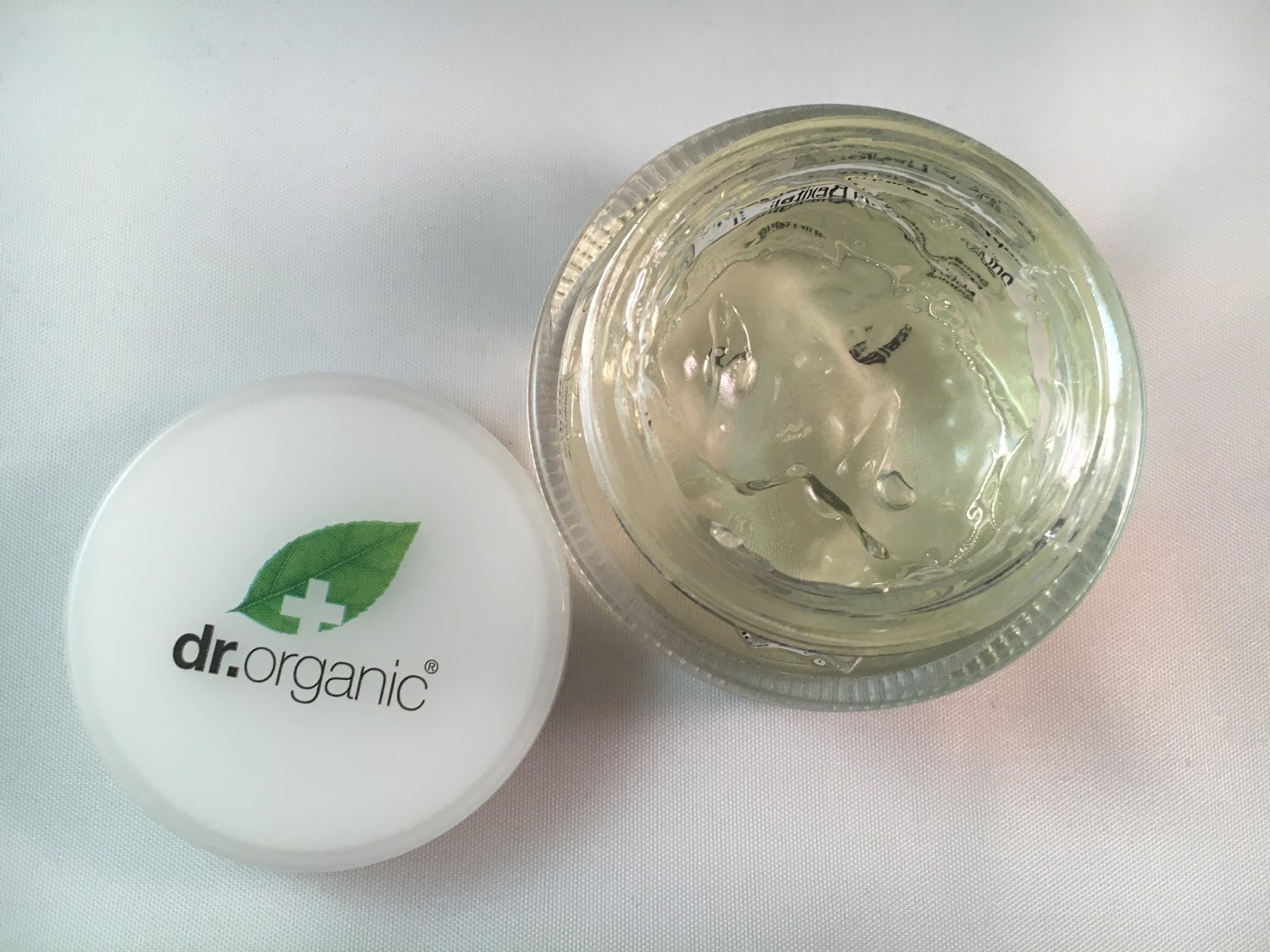 Holy Grail Product | Dr. Organic Snail Gel | Sœurs de Luxe