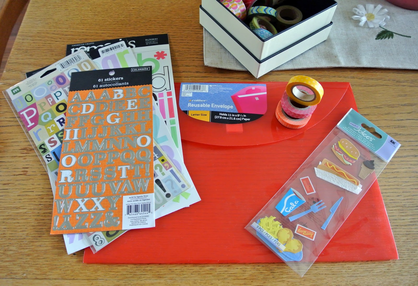 birdie feathers: Take Out Menu Folder DIY