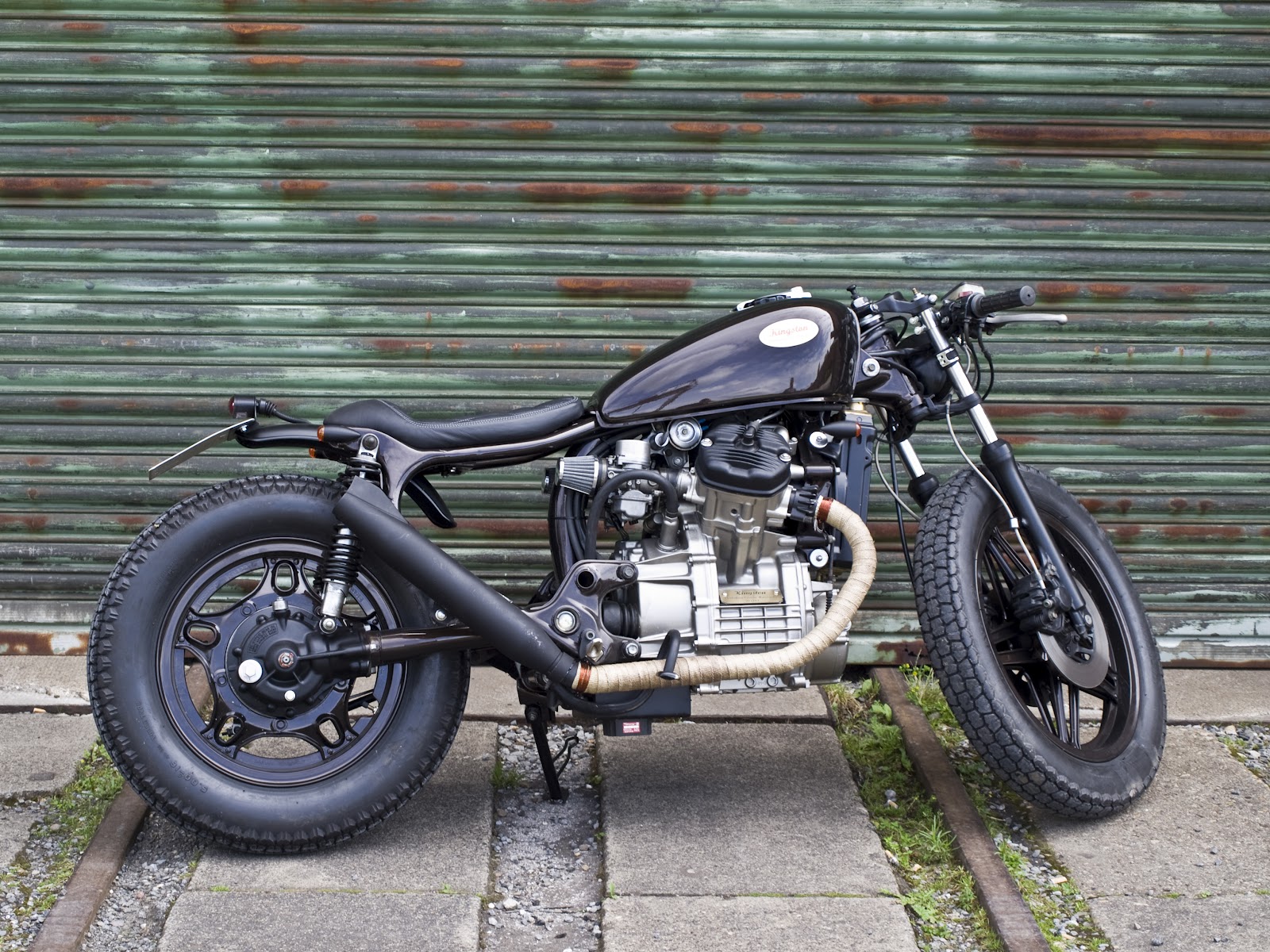 Generation Bobber: HONDA CX 500 Café Racer von Kingston