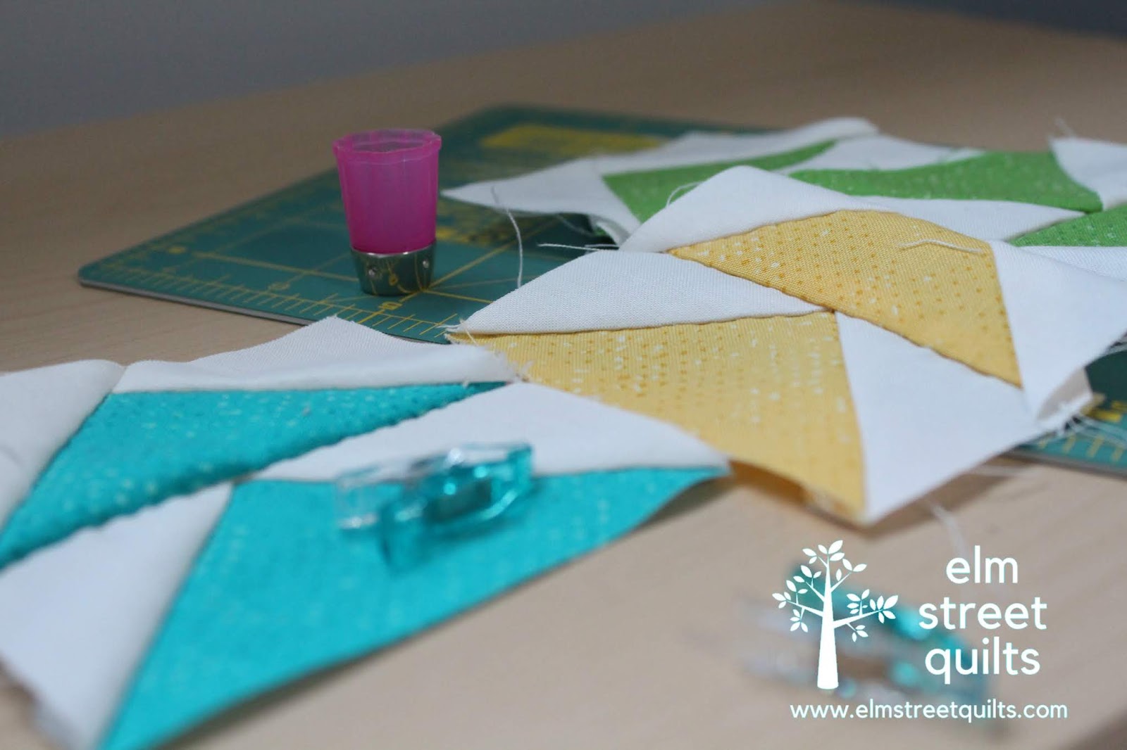 Hand Piecing a Flying Geese Block - Alternative Method | Elm Street Quilts