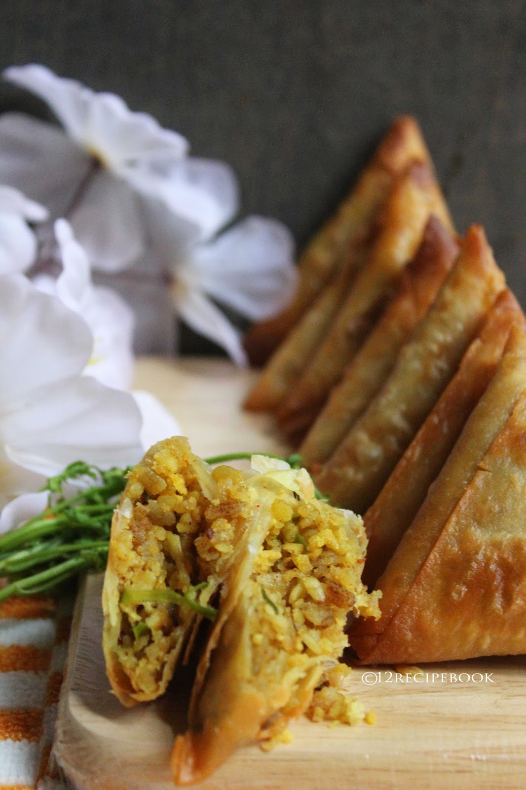 Avil ( Flattened rice/ Poha) Samosa - Irecipee