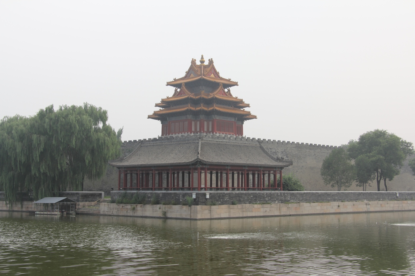 Torwen's Blog: Beijing - Wanfujing Museum, Ming Wall, Dongtang Church ...