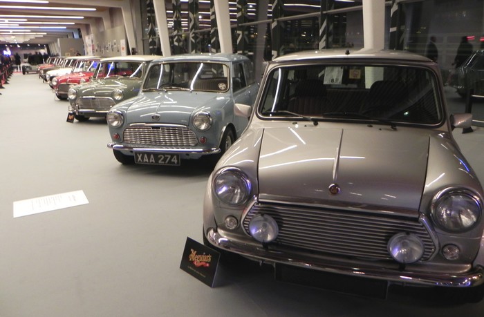 Rétromobile 2019 : 28. 60 ans de Mini