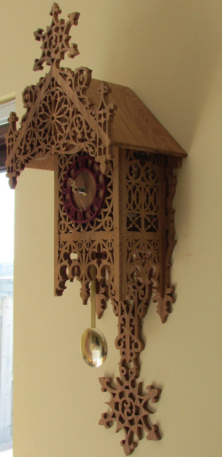 Oilgate Woodcraft: Fretwork Wall Clock.