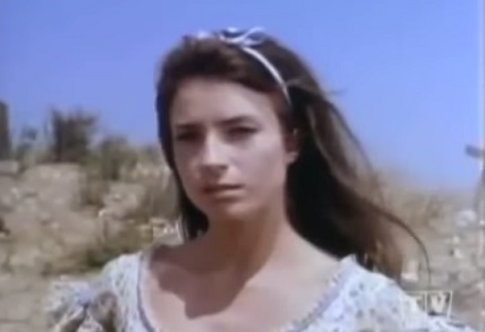 INNER TOOB: SALOON GIRL SHOWCASE - FEELING "LUCKY"