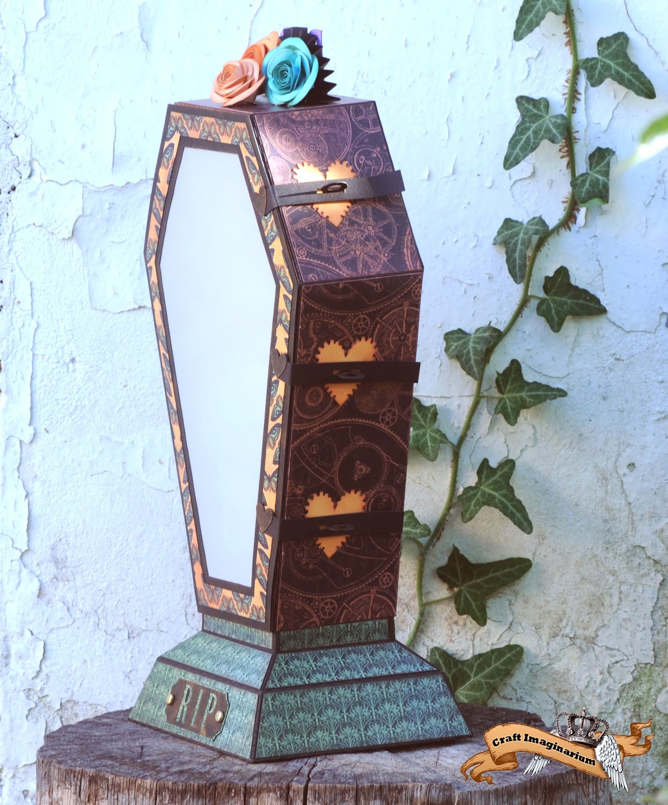 Craft Imaginarium: Coffin Luminary