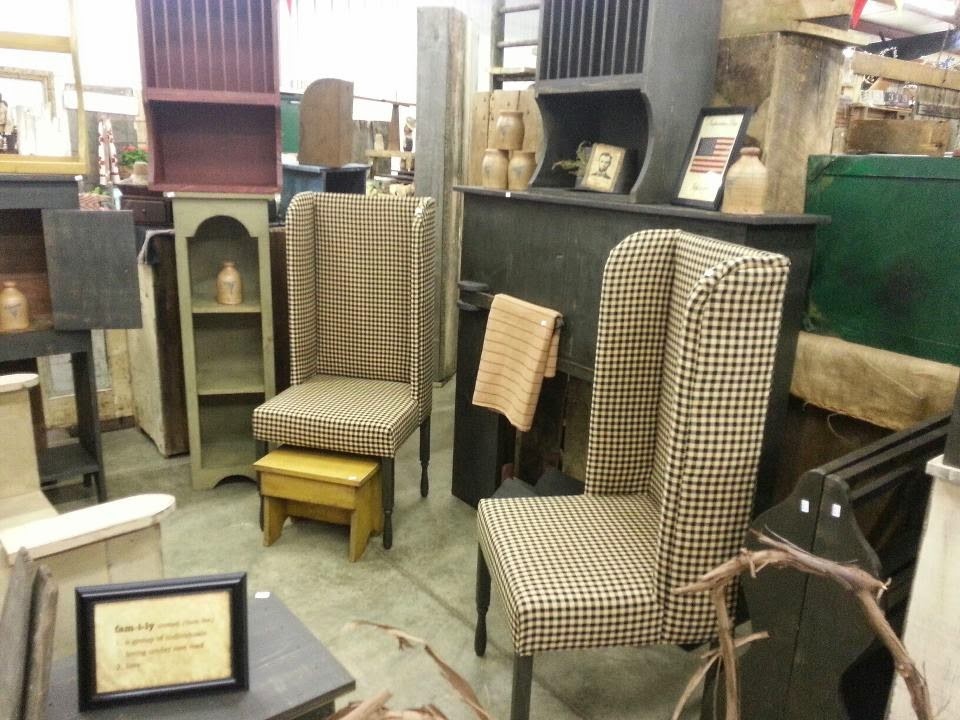 Butternut Ridge Primitives: A few of our booth pictures from past shows