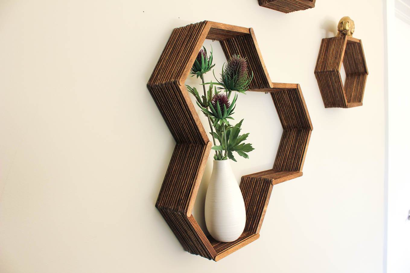 DIY HONEYCOMB SHELVES