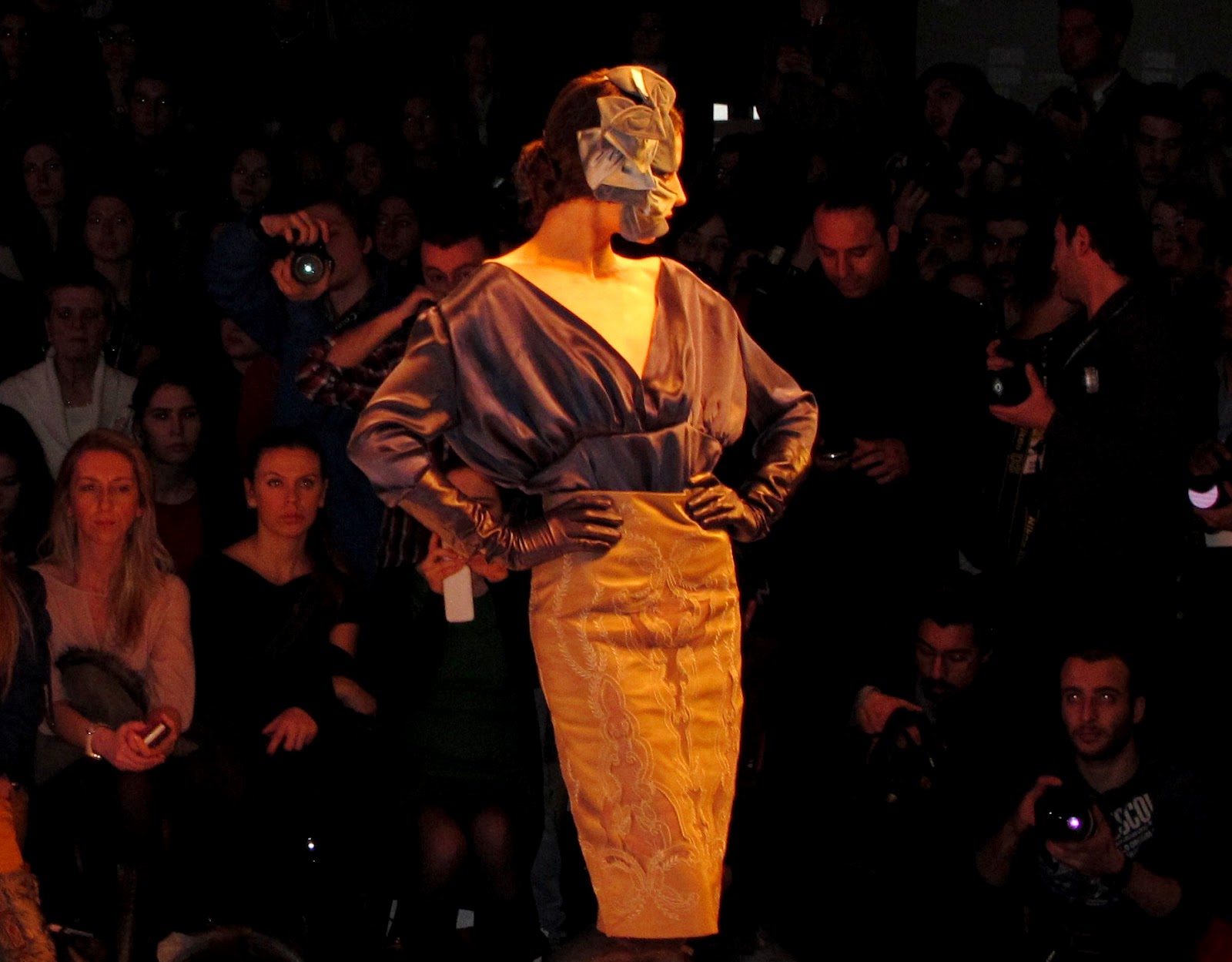 StylishTimes: February 2012