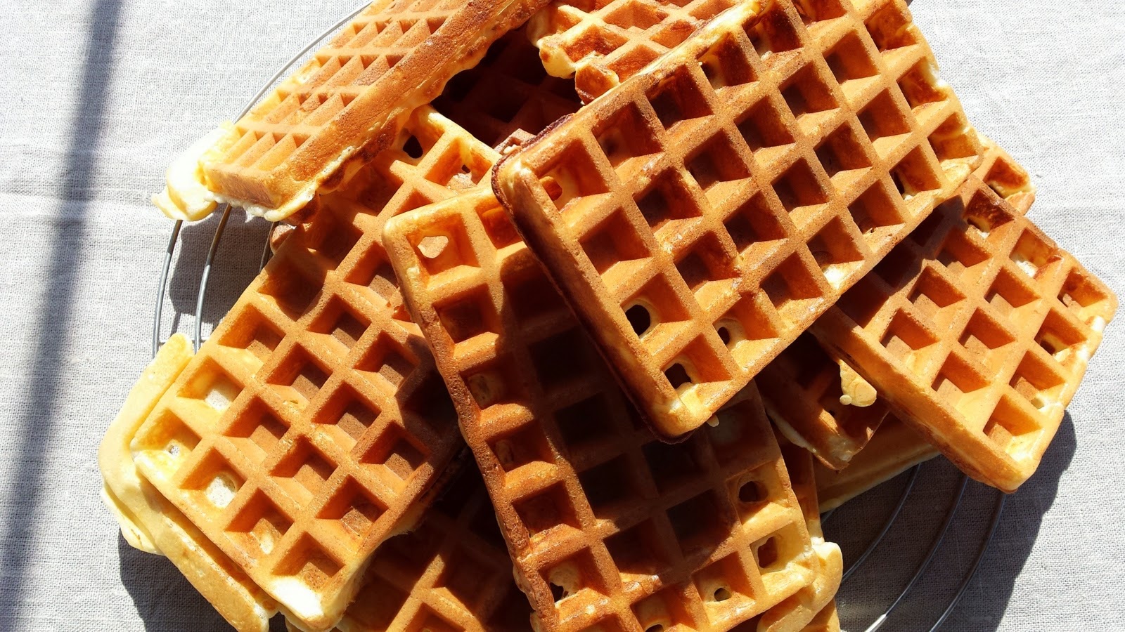 Apie Viską: Vafliai su raugu