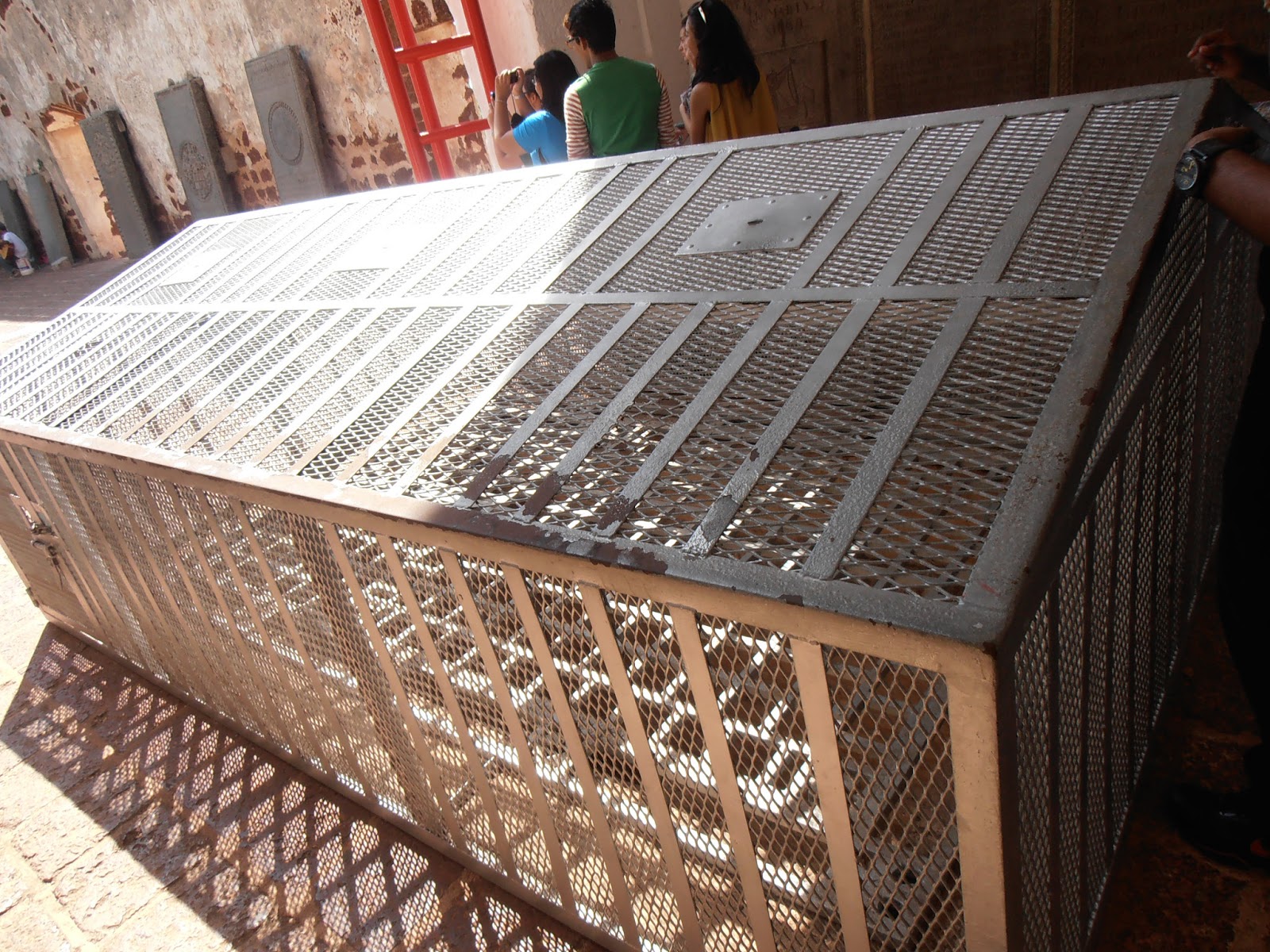 Memorable Trip To Melacca : The A Famosa Building! :)