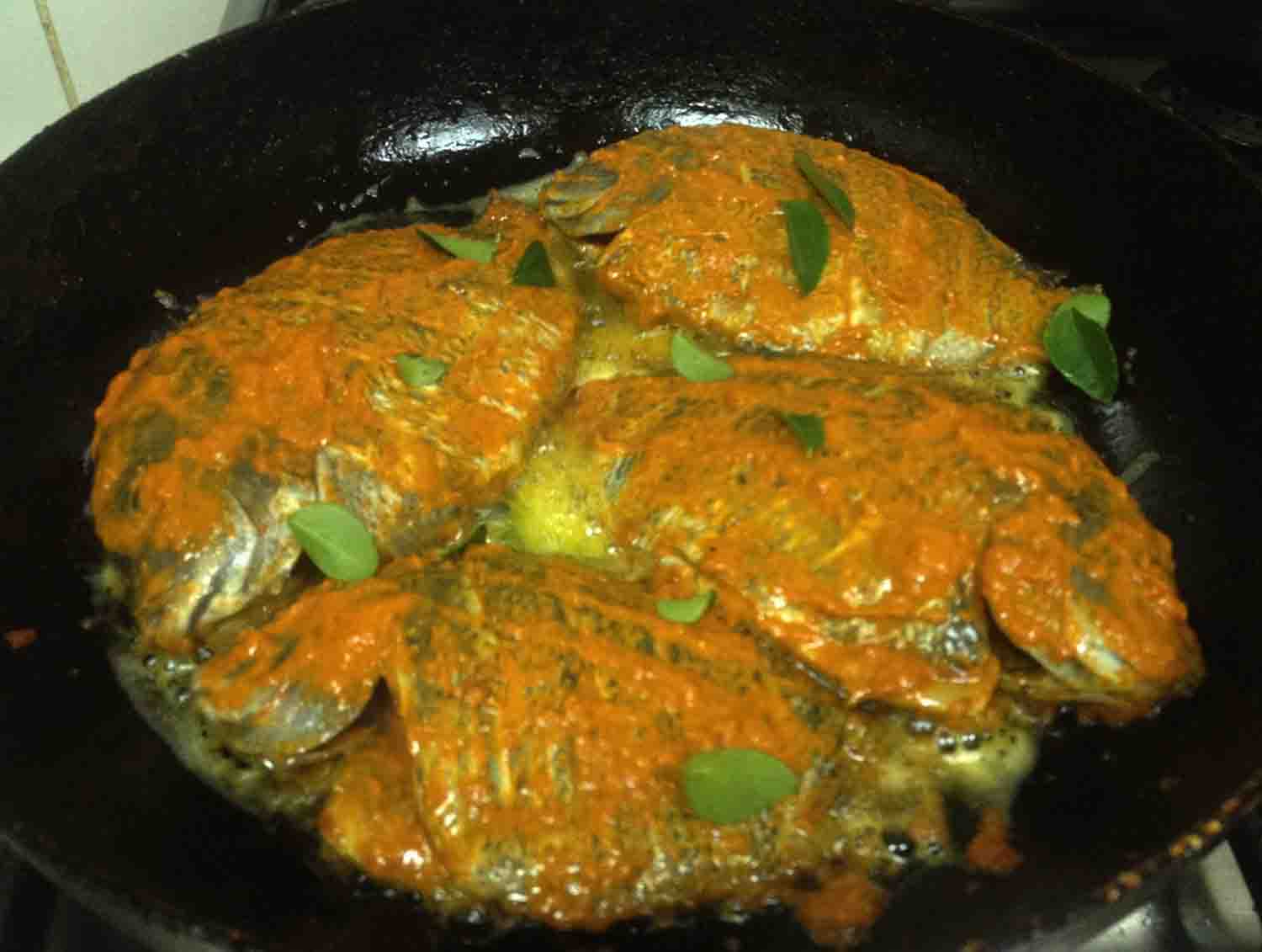 FRY FISH RECIPE - PEARL SPOT / KARIMEEN FISH FRY RESTAURANT STYLE