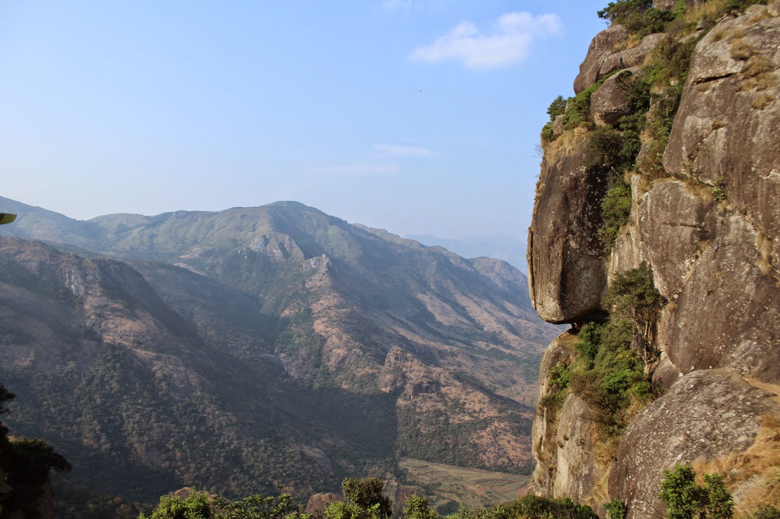 JJ'S TRAVEL TRACK: Through the scenic beauty of Thekkady and panoramic ...