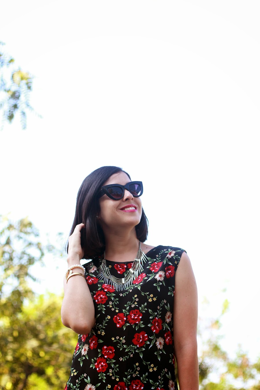 Simple & Chic - Fashion Frontier