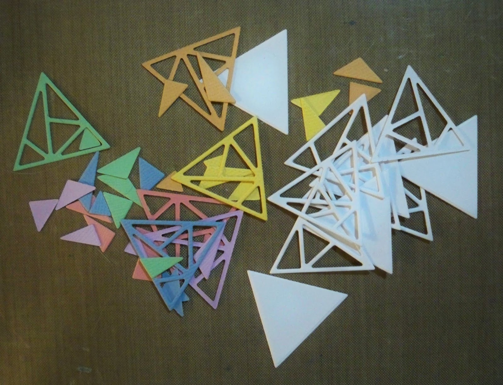 Art-Without-Anxiety: Anything New with Die Cut Diva's