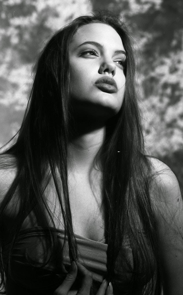 30 Stunning Black And White Photos Of Angelina Jolie From Her First