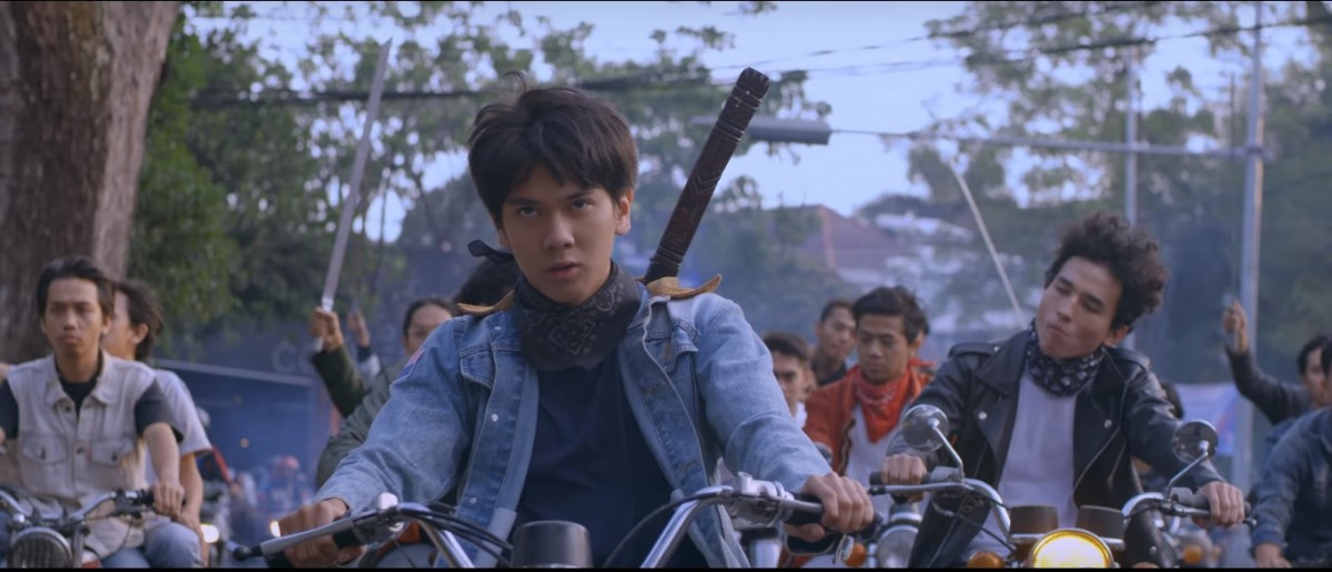 CineTariz: REVIEW : DILAN 1990 CineTariz: REVIEW : DILAN 1990