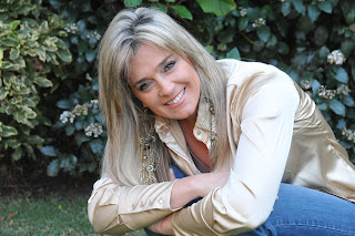 LAS FOTOS: SARA PERRONE, CONDUCTORA DE TELEVISIÓN