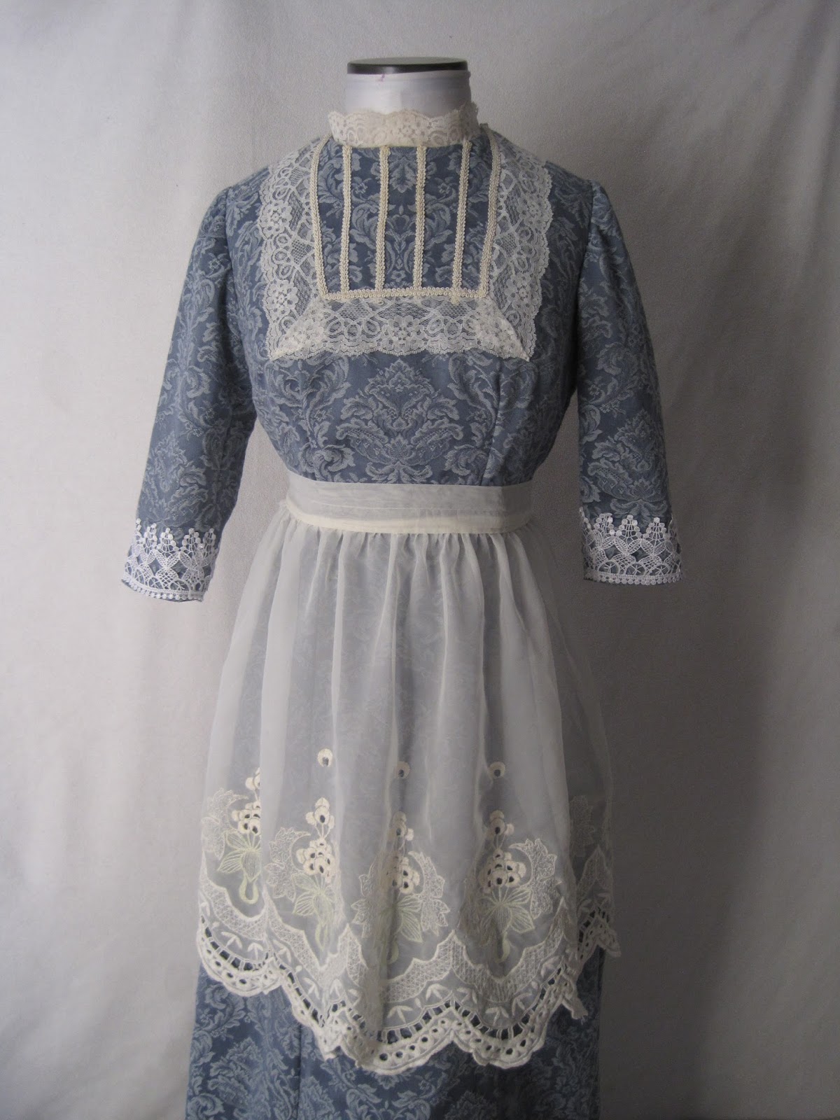 Once Upon A Costume: Marian the Librarian