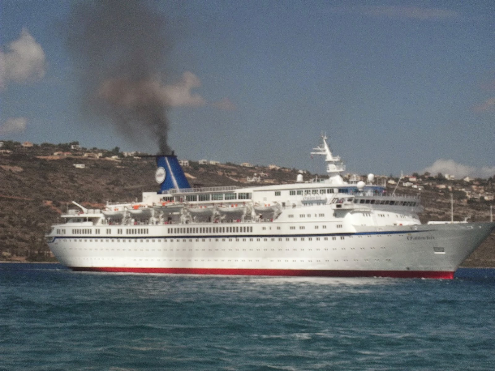 SOYDA SHIPS: GOLDEN IRIS