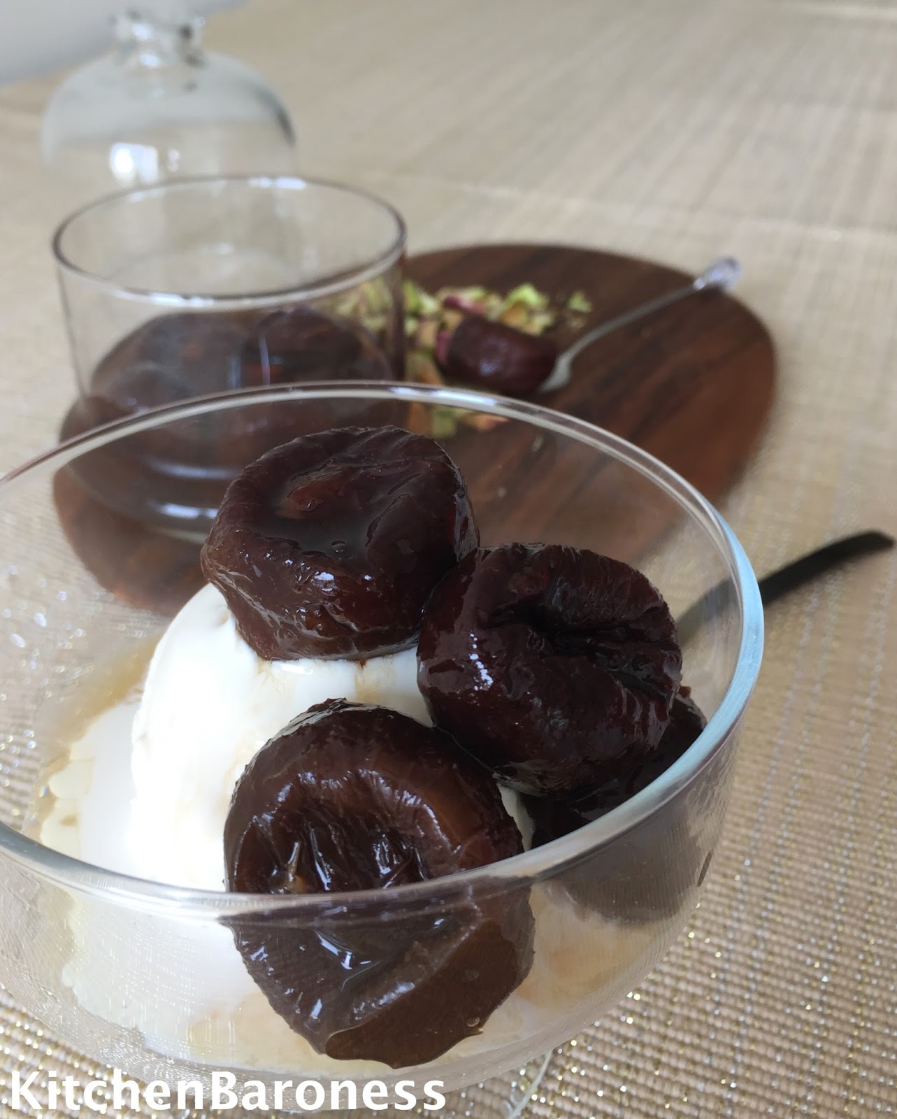 KitchenBaroness: Prunes Nicely Plumped Up With Alcohol