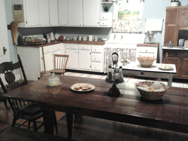 Folded Gingham: The Walton's...Part 2... the museum