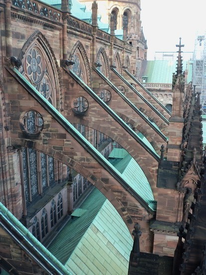 French Vocabulary Illustrated: arc-bouter