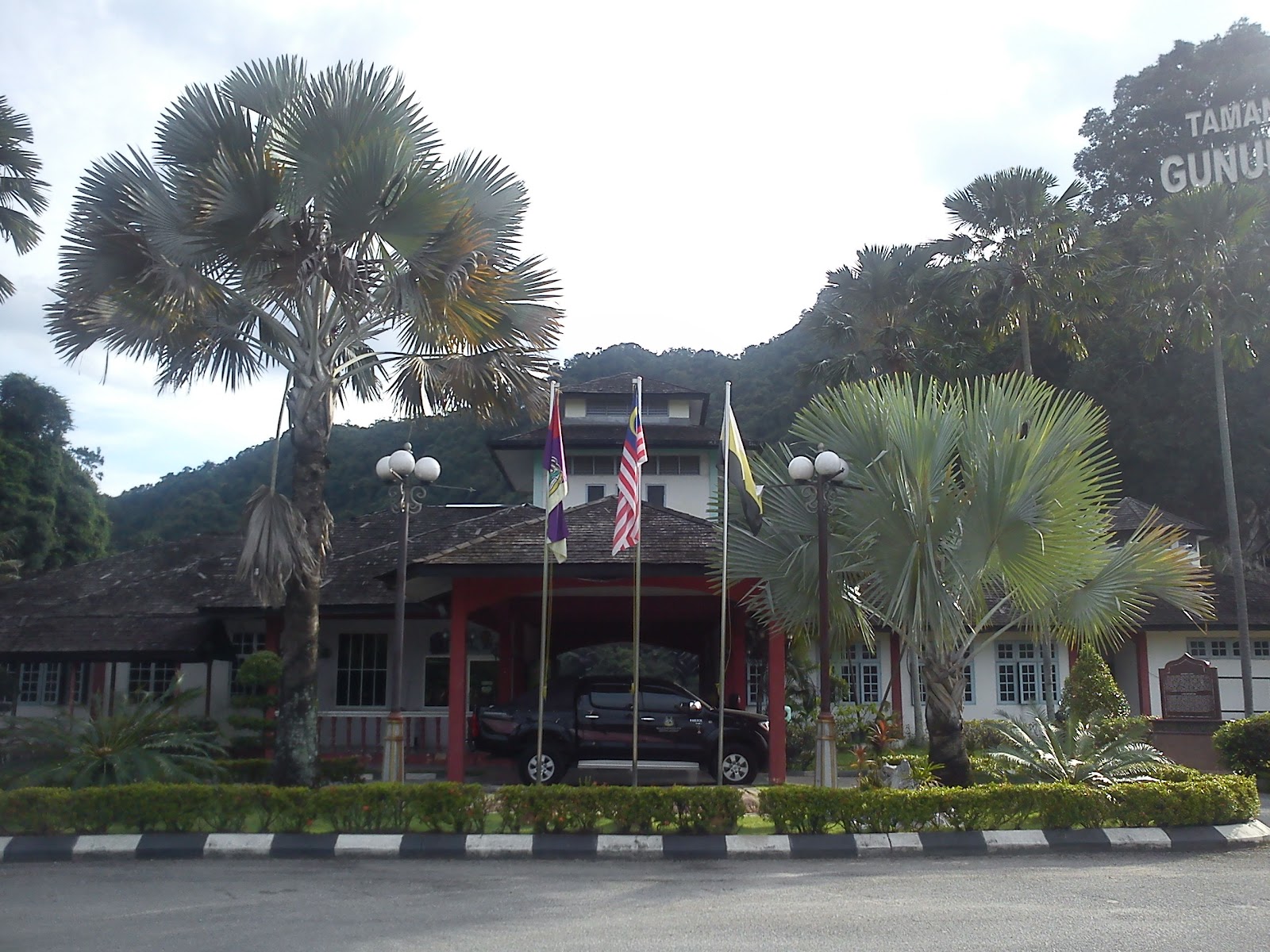 Beautiful Ipoh: Bougainvillea City: Gunung Lang Recreational Park