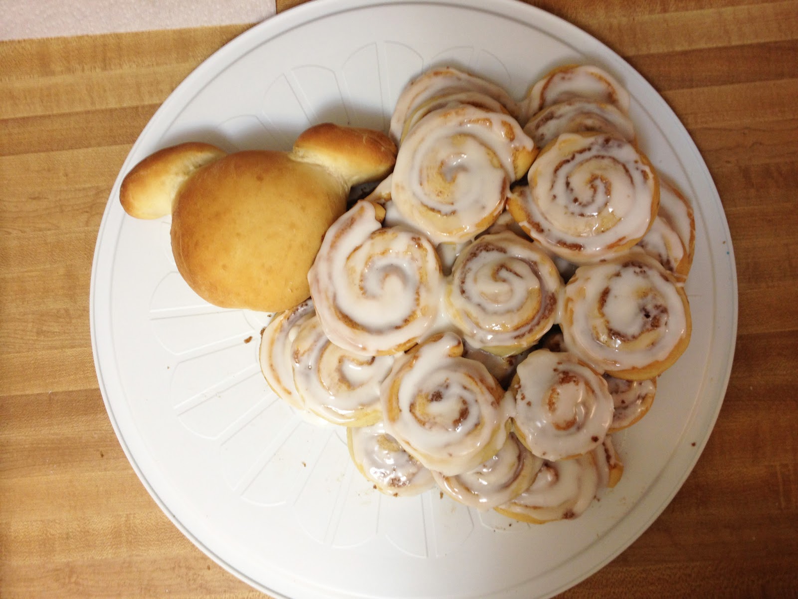 The Almost Perfectionist: Cinnamon Roll Sheep