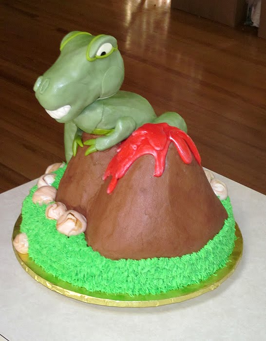 Slice of Fun Cakes: T-Rex Volcano Cake *RAWR!*