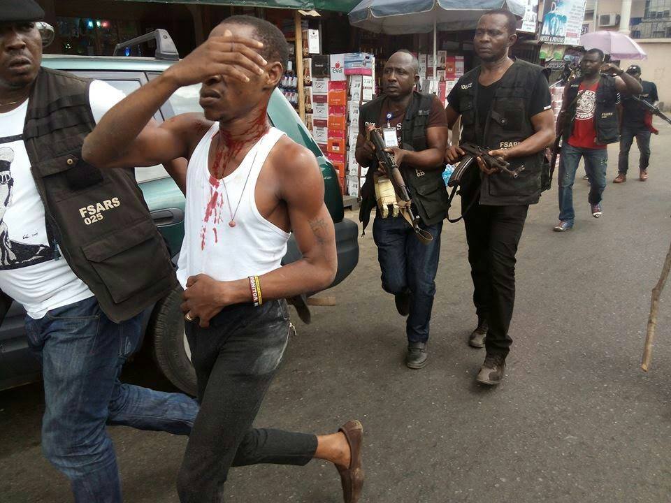 Photos: Fidelity Bank Robbery Attack Foiled In Owerri Imo State...4 ...