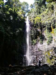 Hamiseno Family: Curug Lawe dan Curug Benowo