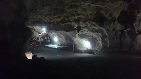 Giri Putri Cave Temple Nusa Penida (Pura Goa Giri Putri Nusa Penida)